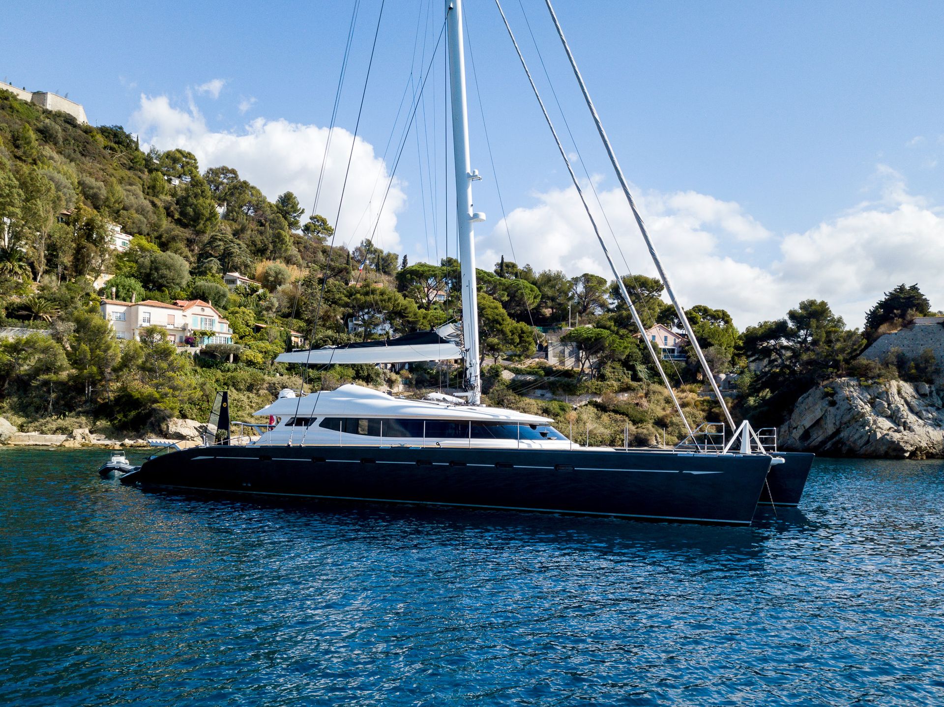 ALLURES yacht for sale (Compositeworks, 30.5m, 2006)